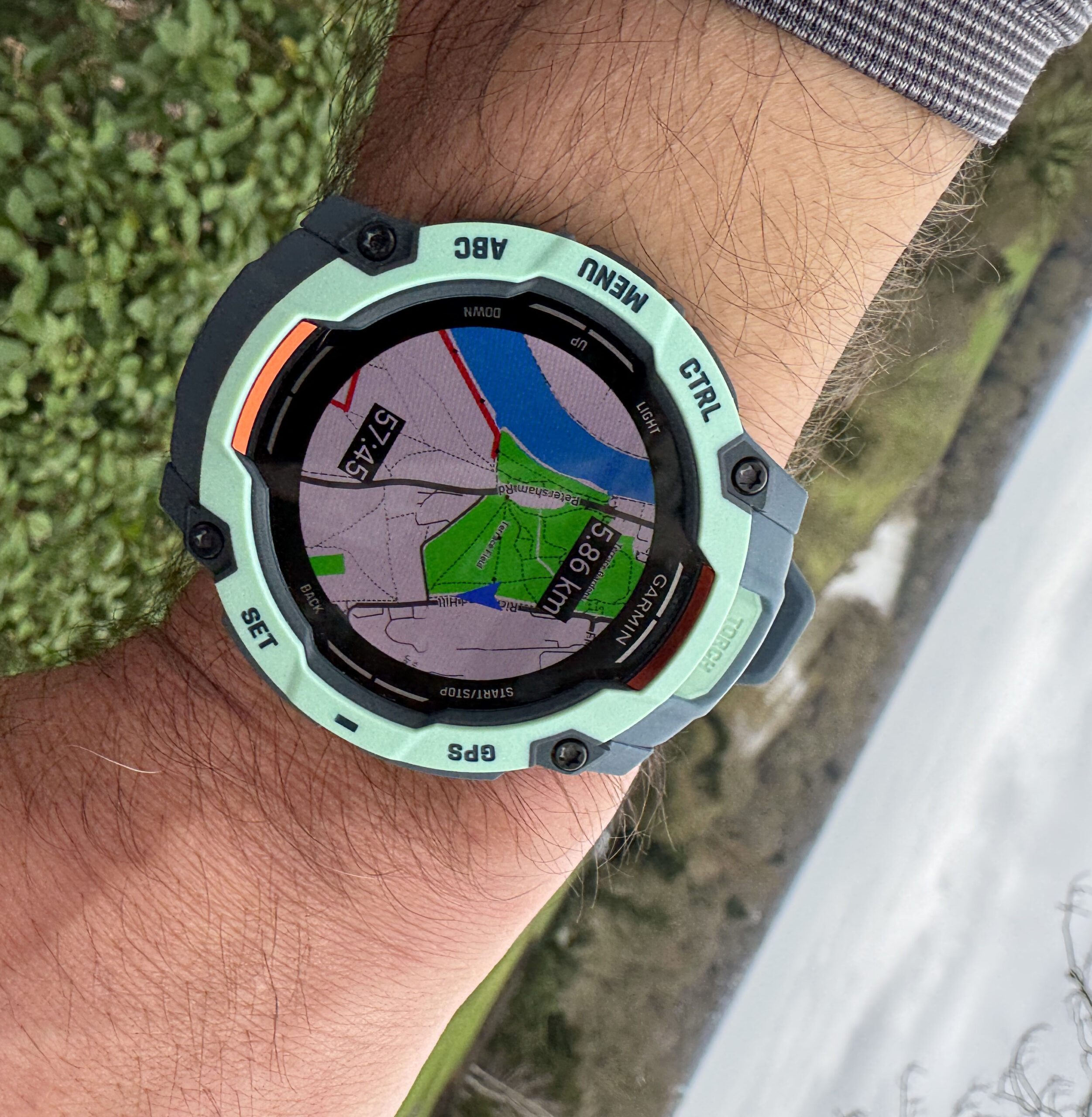 Garmin Instinct 3 > MAPS